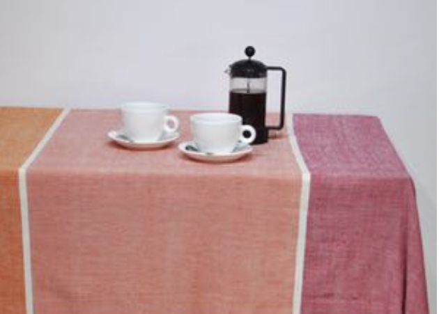 Ray tablecloth in reds - Counting Flowers